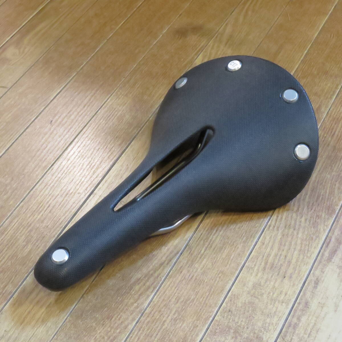 Yahoo!オークション - BROOKS C17 CARVED