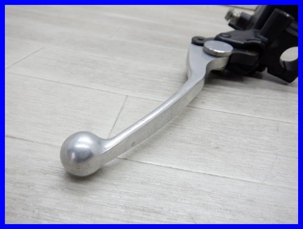 Yahoo!オークション - C392 ZRX1200R ZRT20A クラッチマスター ホルダ...