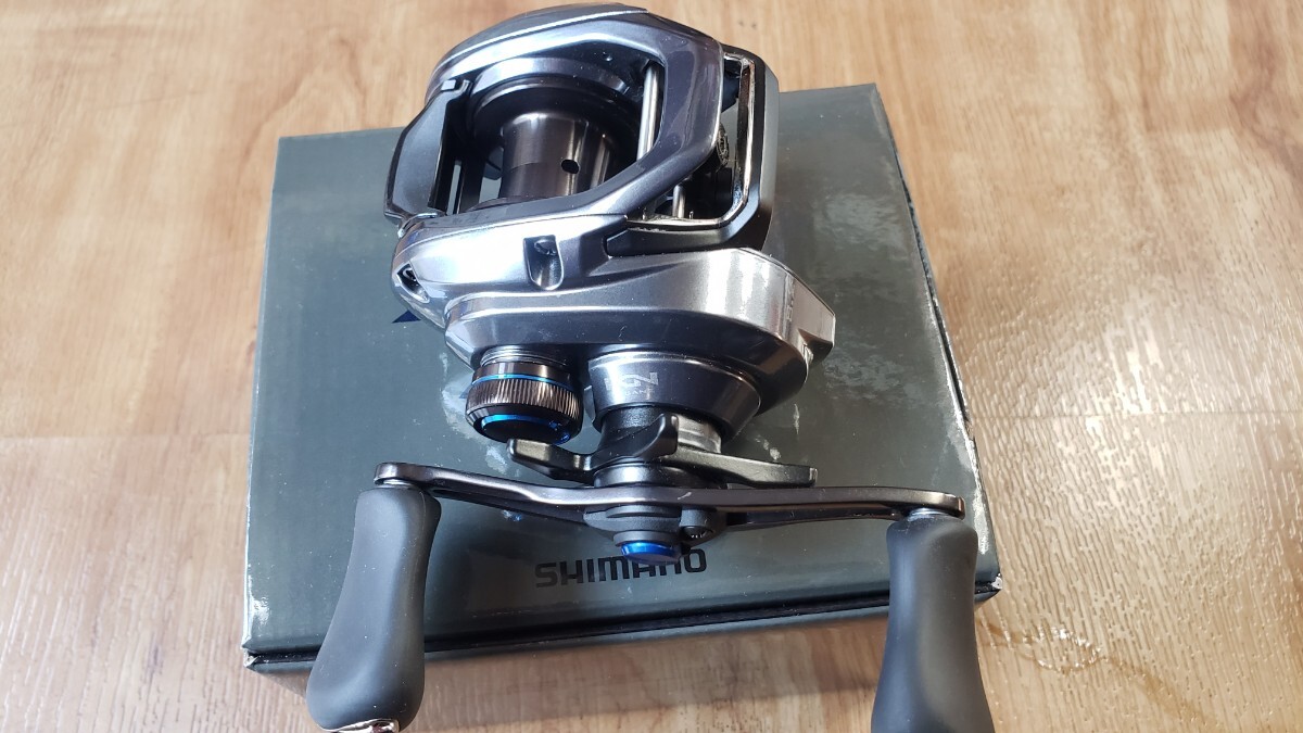 Yahoo!オークション - シマノ 24 SLX 70xG 右 SHIMANO エスエルエック...