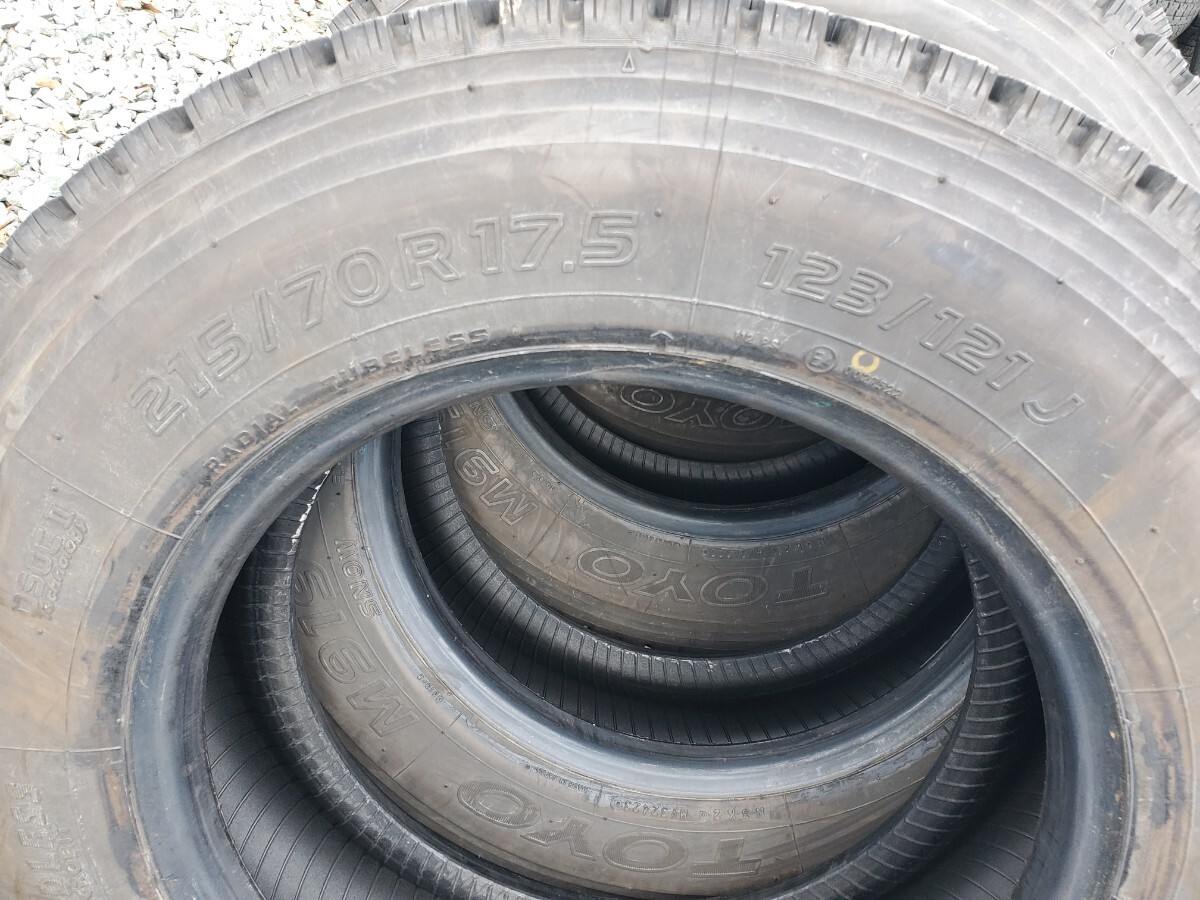Yahoo!オークション - 215/70R17.5 123/121 スタッドレス 6本 トーヨー...