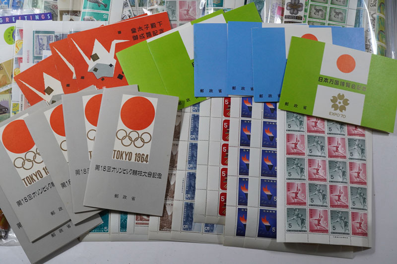 Yahoo!オークション - 1円~【w355】未使用 切手 バラ 小型シート 大量...