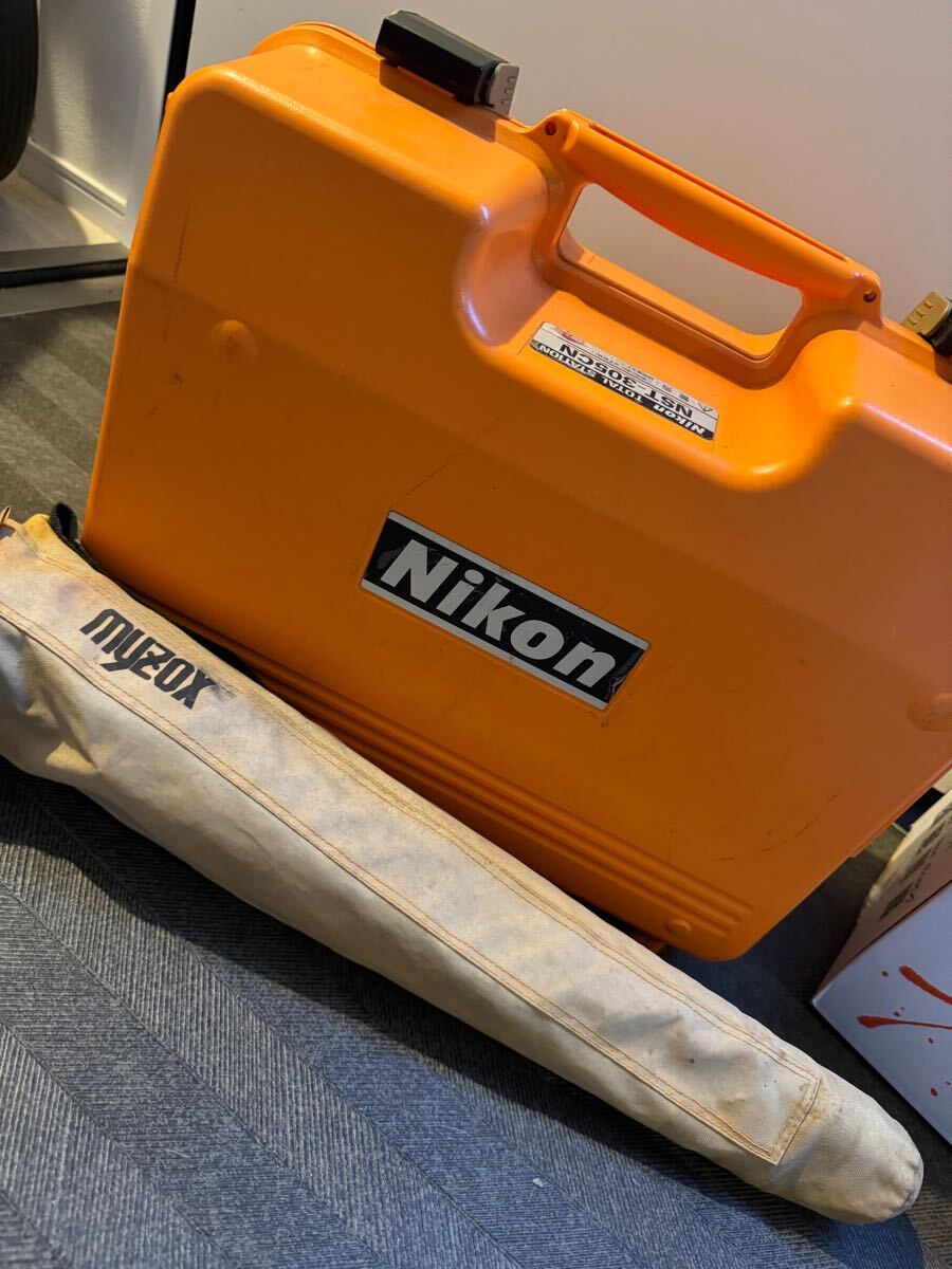 Yahoo!オークション - 測量機 ニコン トータルステーション NST-305CN ...