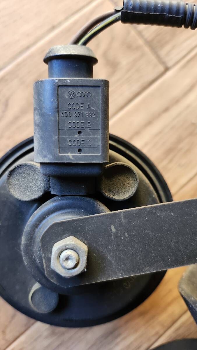 Yahoo!オークション - KAMA H18 アウディ TTクーペ 8N 純正 ホーン /1....