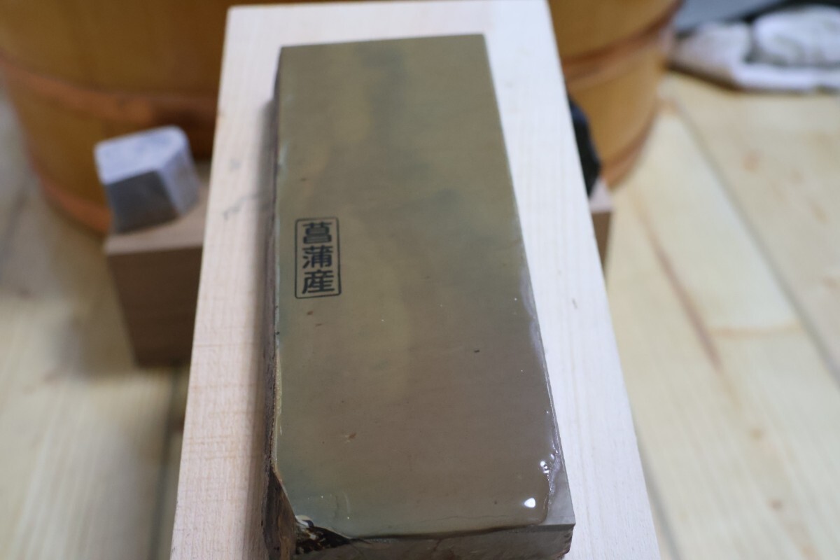 Yahoo!オークション - 京都天然砥石 菖蒲谷産 合砥 760g 仕上げ砥石 鉋...