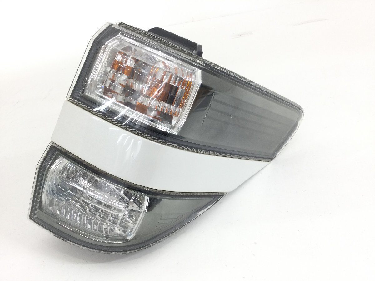 Yahoo!オークション - トヨタ 20 ヴェルファイア 純正 右 テールライト...