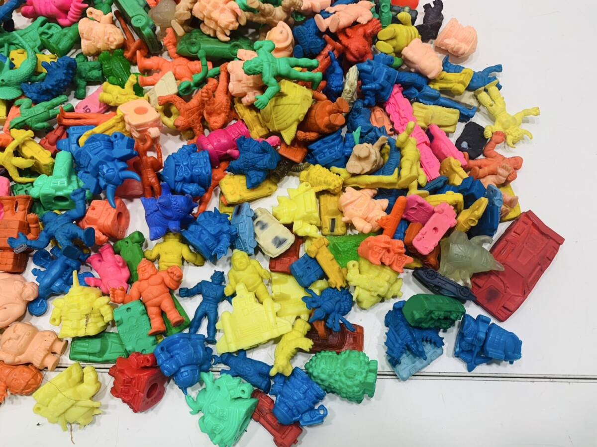 Yahoo!オークション - c337 1円～ 昭和レトロ 当時物 バットマン 怪獣 ...