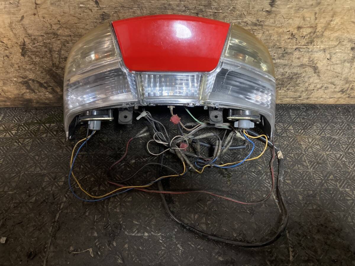 Yahoo!オークション - SUZUKI スカイウェイブ CJ43A テールランプ 神戸...