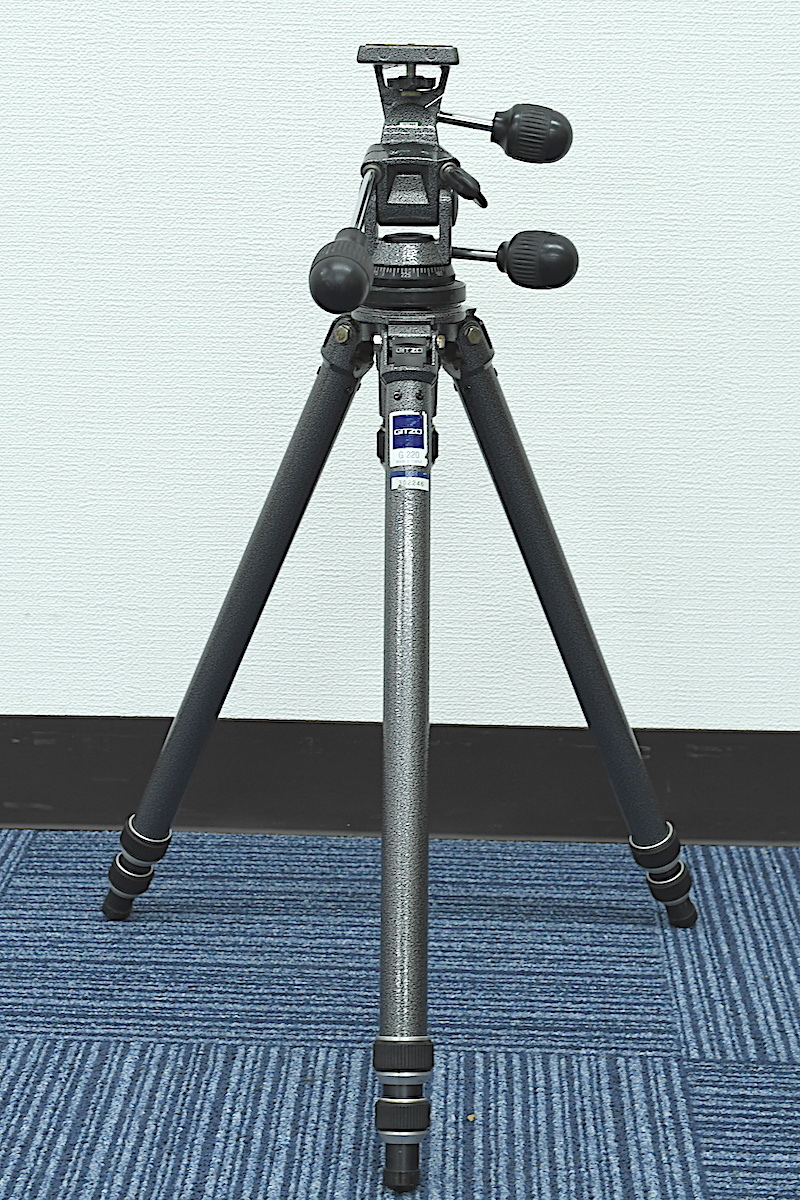 GITZO ジッツォ G220 3段 三脚 G1171 雲台 セット 撮影機材 30172(三脚)｜売買されたオークション情報、yahooの商品情報をアーカイブ公開 - オークファン ...