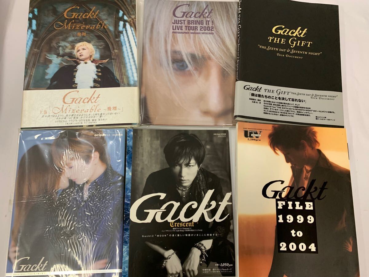 Yahoo!オークション - 芸能人 写真集 まとめて Gackt他 005/232A