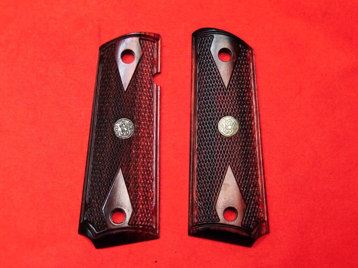 Yahoo!オークション - アルタモント S＆W 1911用 木製グリップ