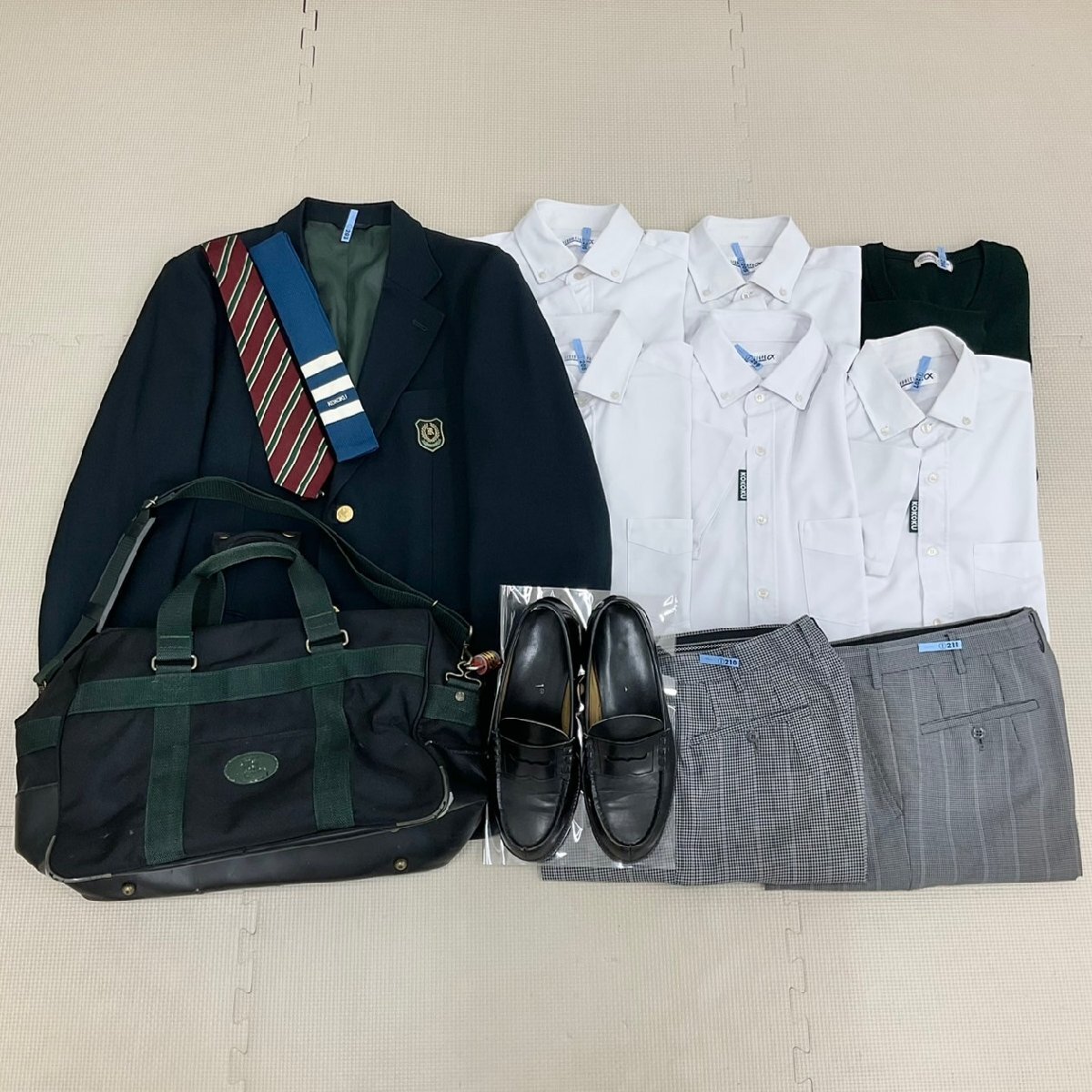 U1348/S1488 /箱 大阪府 興國高校 13点 /ブレザー:170A/セーター:L/シャツ:170A 175A/夏冬ズボン:W79/ネクタイ/鞄/靴/SCHOOLTIGERα/(学生服 ...