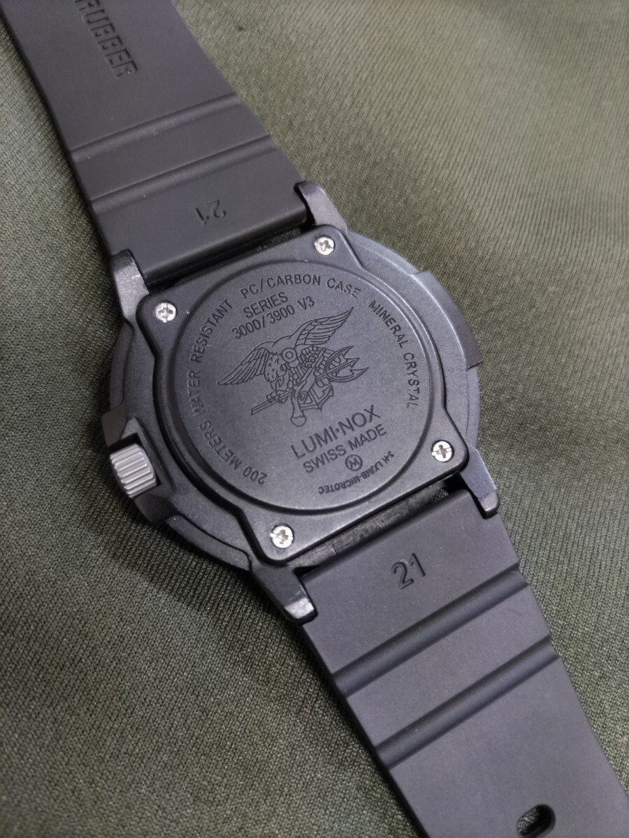 Yahoo!オークション - Luminox NAVY SEALS SERIES 3000 V3 ほぼ新品バンド
