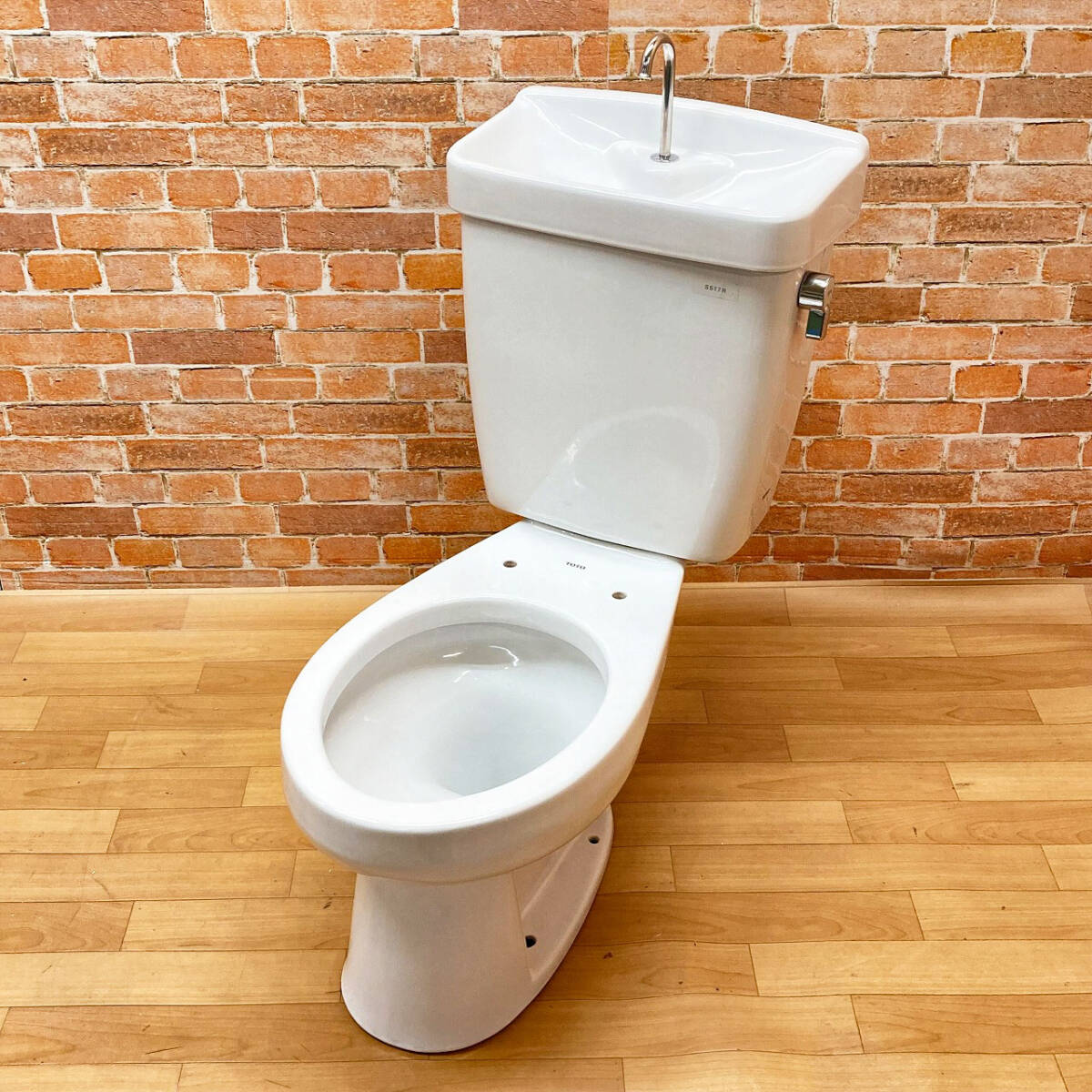 Yahoo!オークション - 【美品】TOTO トイレ 洋式便器 (床下排水) 「C42...