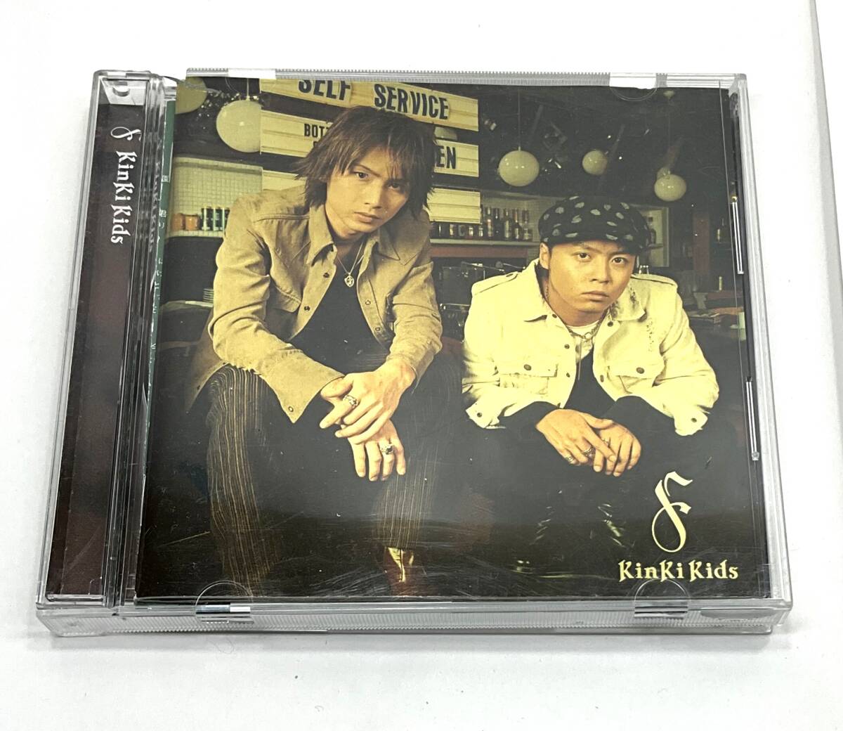 m580 Kinki Kids CD 初回盤 豪華フォトブック付き F album ケース割(KinKi Kids)｜売買されたオークション情報、yahooの商品情報をアーカイブ公開 ...