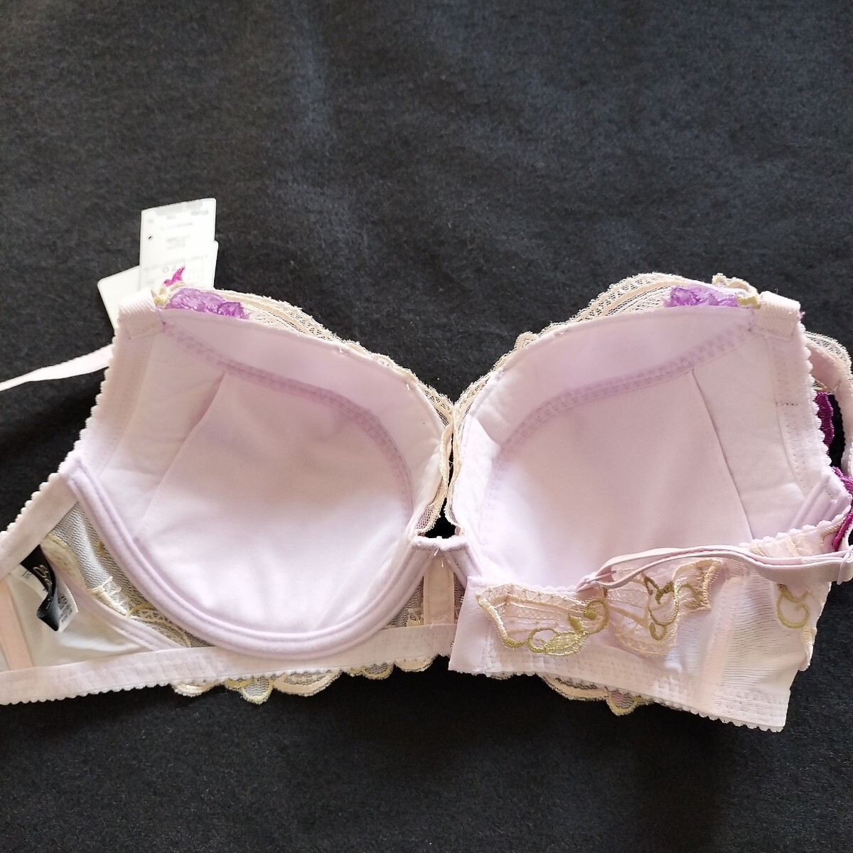 Yahoo!オークション - サルート 大女優 84 ブラジャー単品 F70 グラマ...