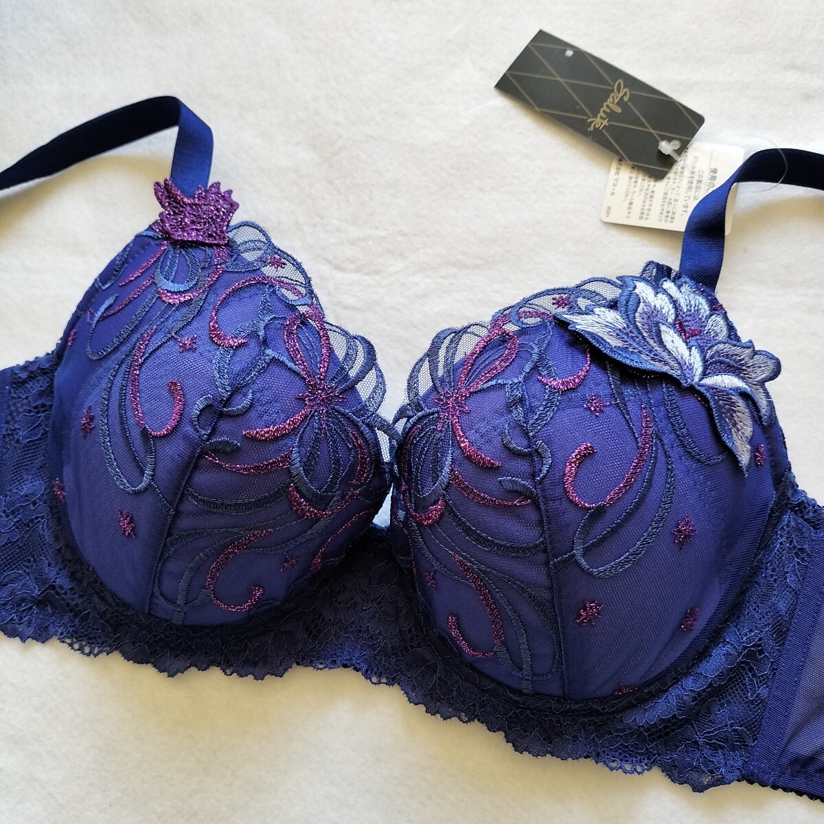 Yahoo!オークション - サルート Salute 魔法少女 ブラジャー単品 F75 ...