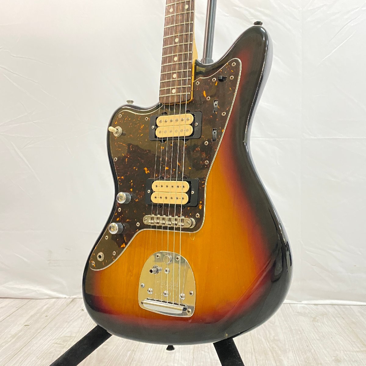 2816 良品 Fender JAPAN フェンダージャパン エレキギター ジャズマスター JM66 #T090497(ジャズマスター)｜売買されたオークション情報、yahooの商品情報を ...