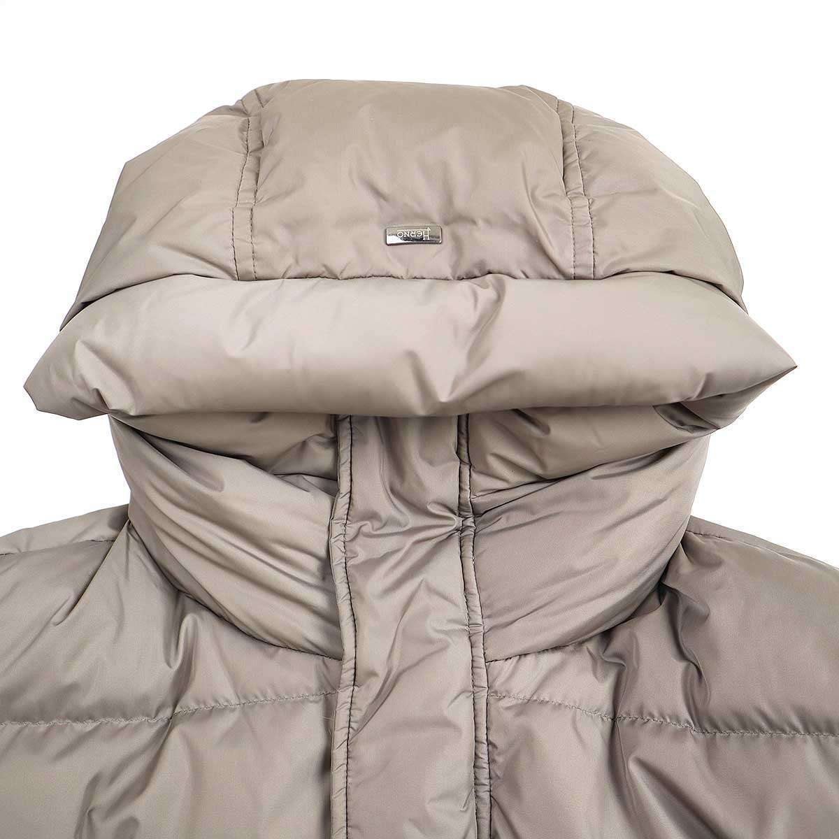 Yahoo!オークション - HERNO ヘルノ 強撥水ナイロンシャモニーN-3Bダウ...