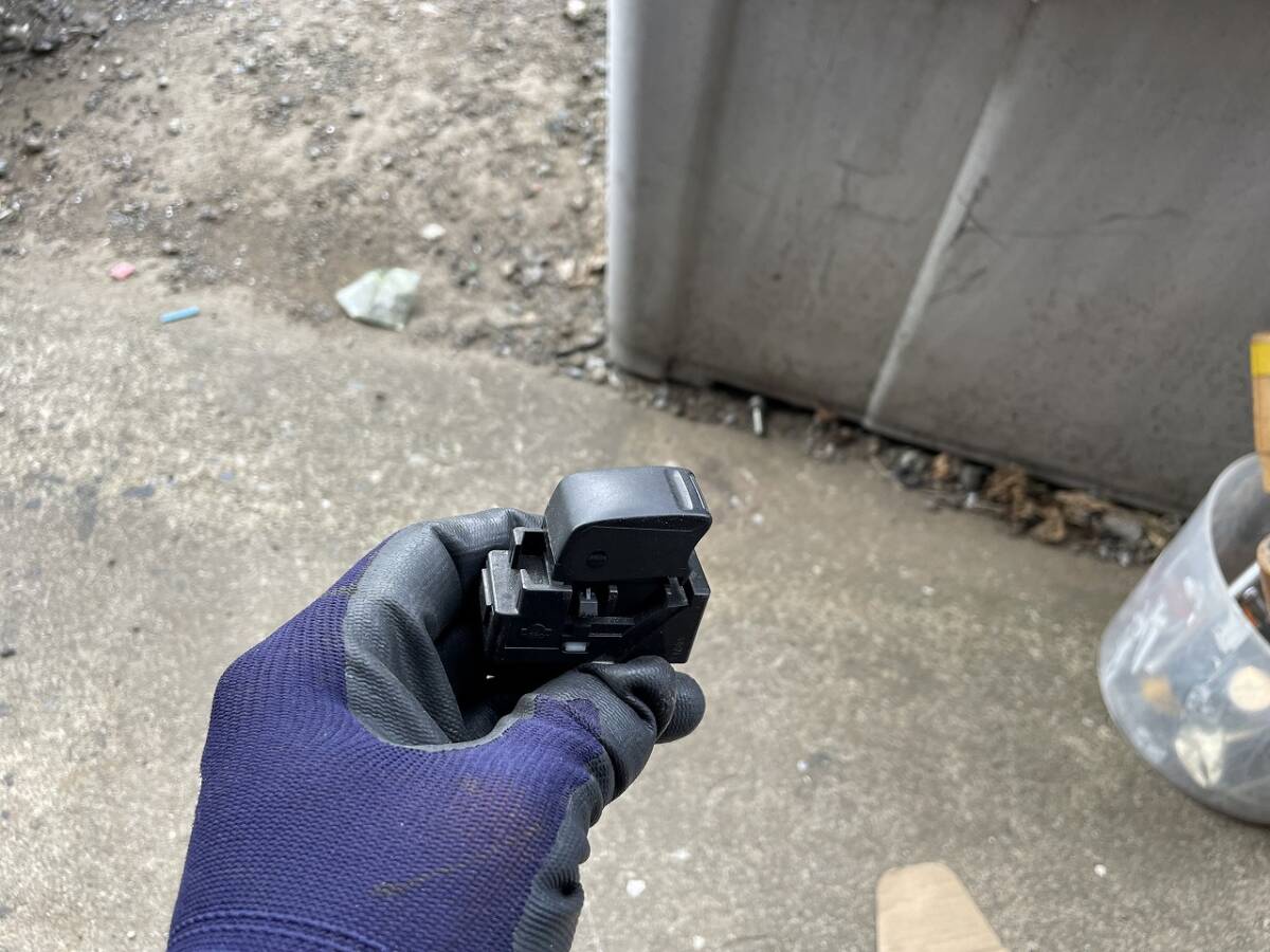 Yahoo!オークション - フォレスター H19 SG5 純正 右リア パワーウイン...