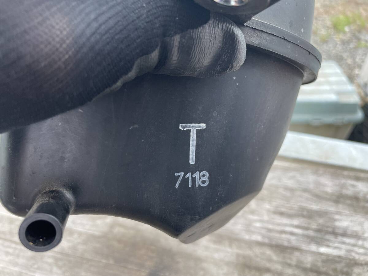 Yahoo!オークション - フォレスター H19 SG5 純正 エアーダクト R-014 ...