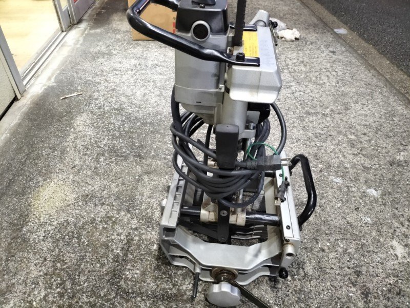 Yahoo!オークション - 中古品 マキタ 100V 手動カクノミ 7304 makita