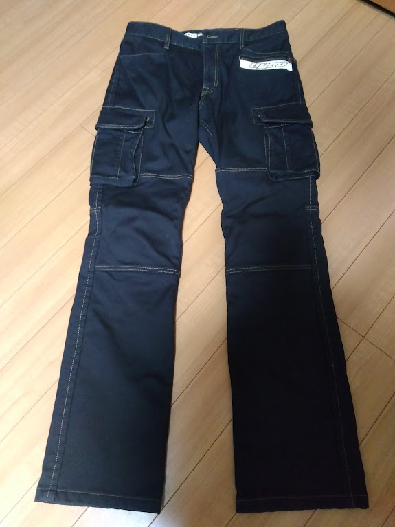 Yahoo!オークション - hyod 防寒 カーゴパンツ “WARM LAYERED” D3O