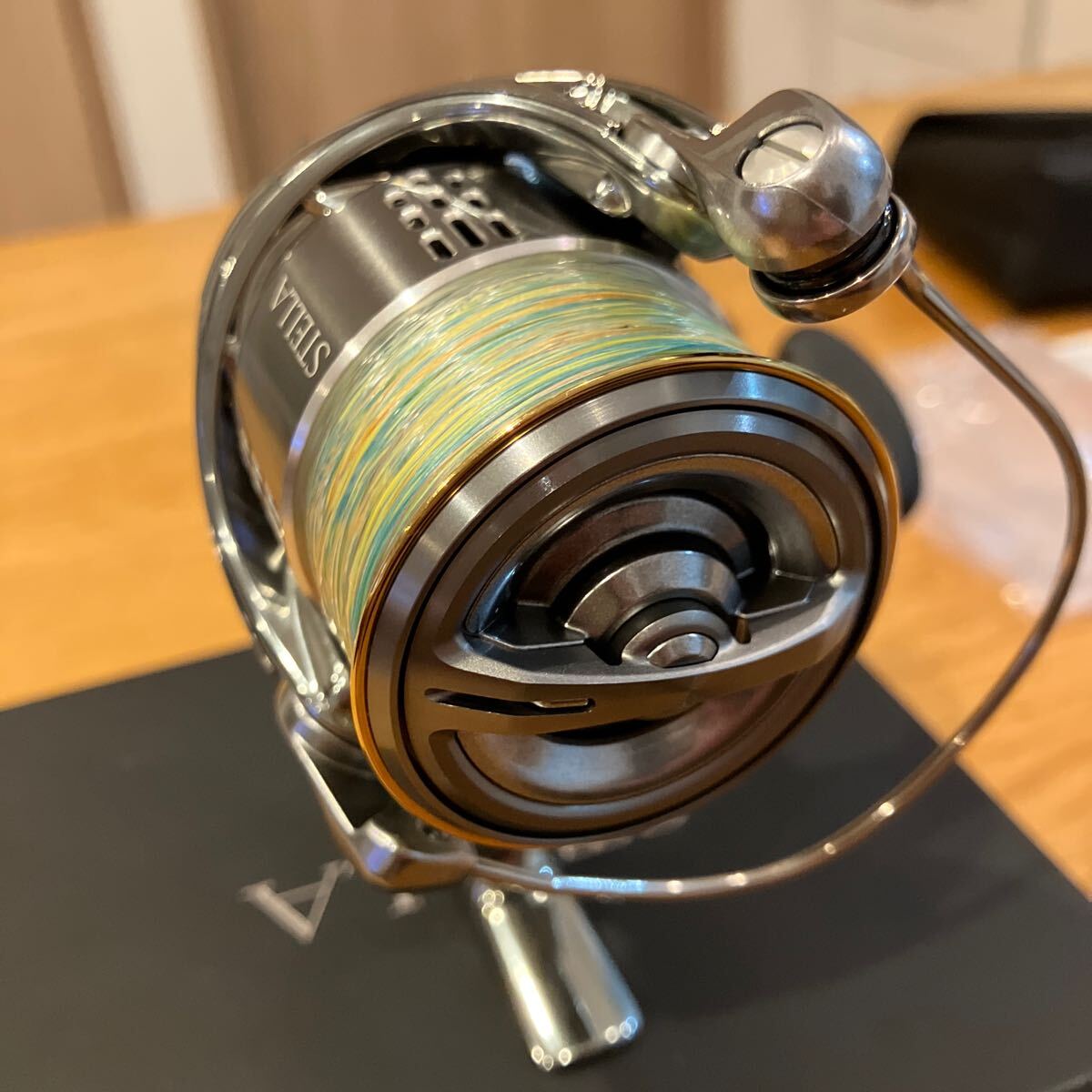シマノ】18ステラ C3000 スピニングリール シマノ】18ステラ C3000 スピニングリール
