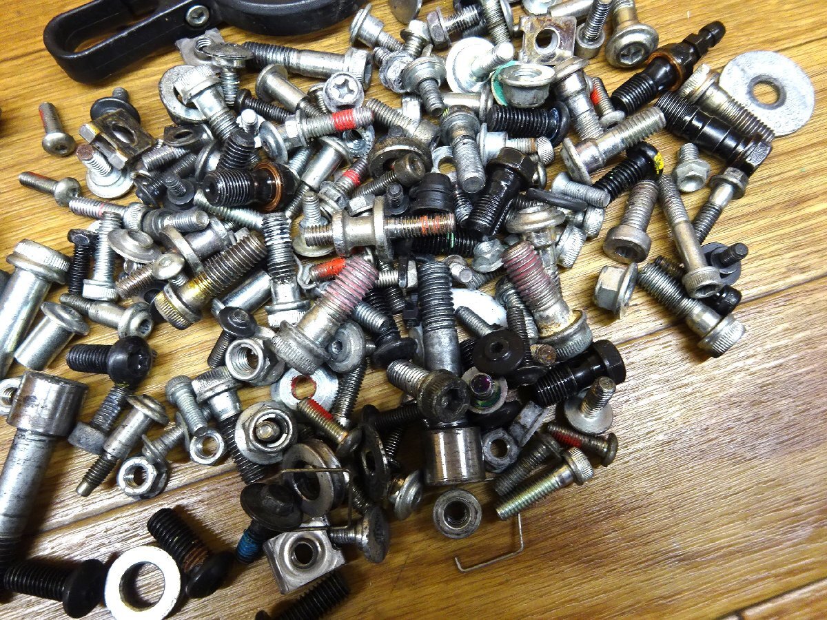 Yahoo!オークション - [G92]DUCATI 1198 ドゥカティ ボルトセット