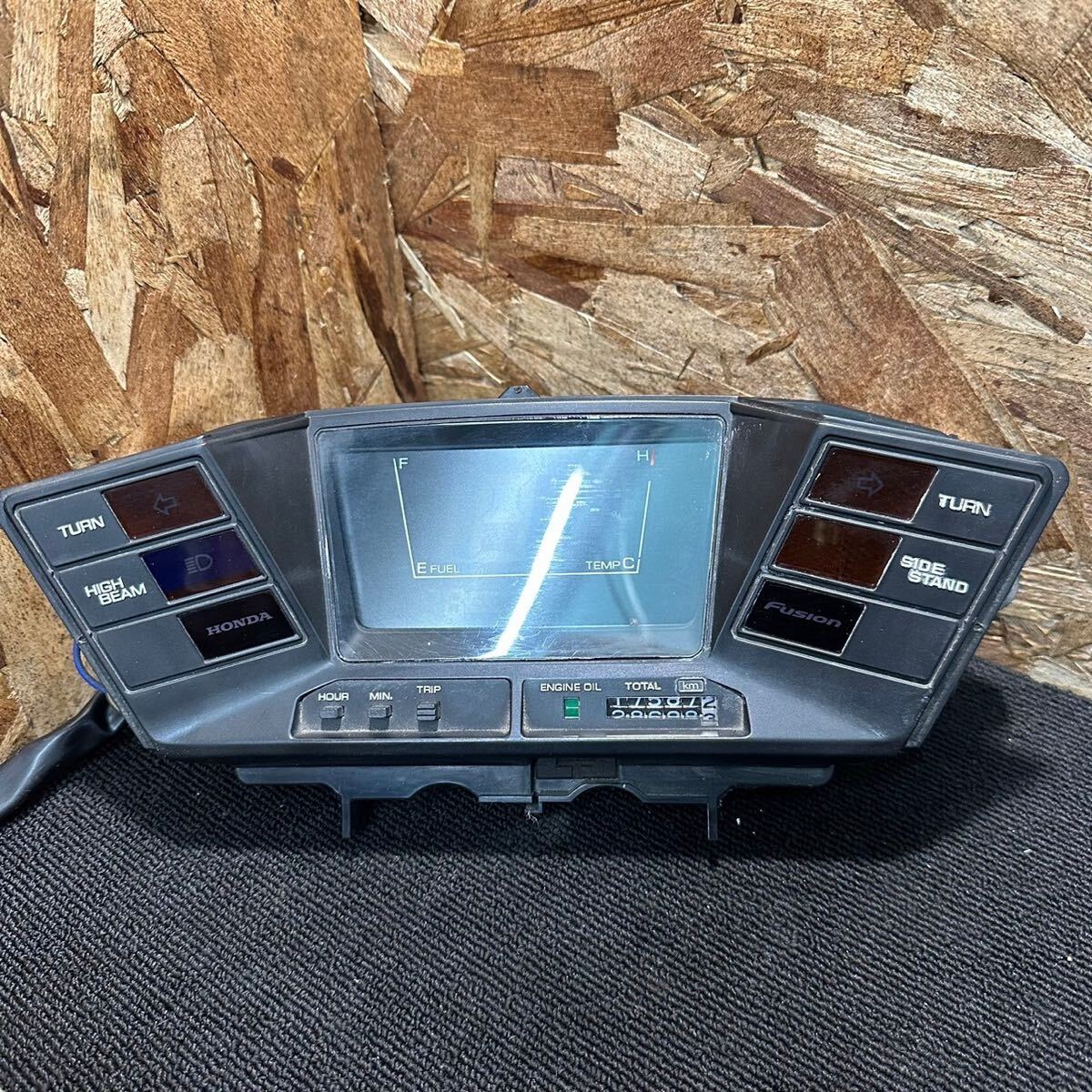 Yahoo!オークション - A39 MF02 フュージョン ホンダ 純正 スピードメ...