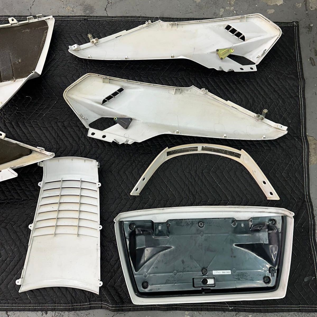 Yahoo!オークション - A39 MF02 フュージョン ホンダ 純正 カウルセッ...