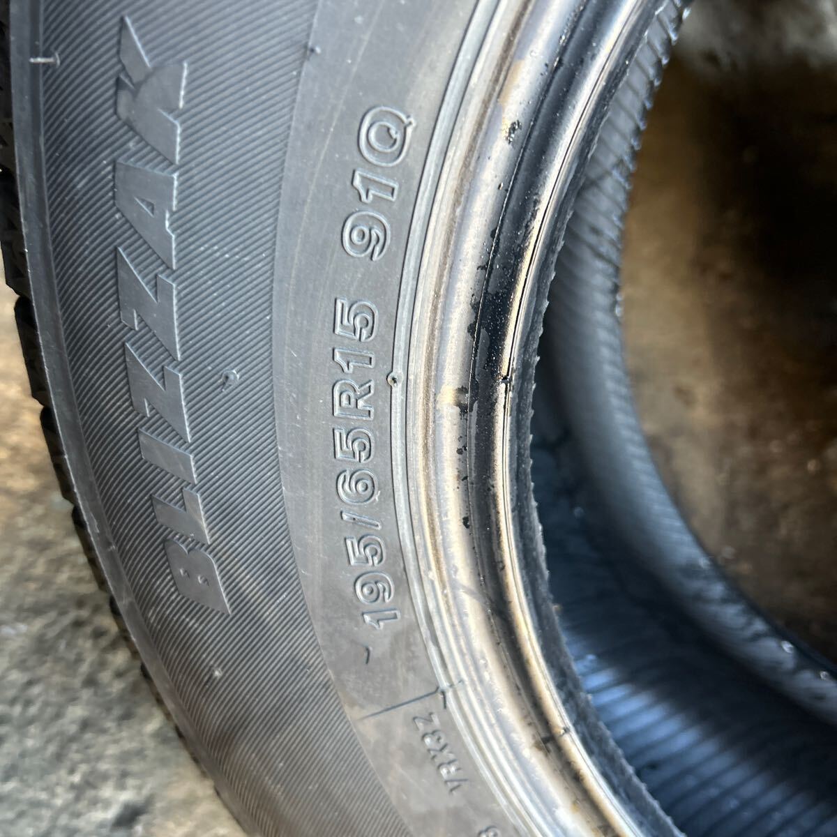 Yahoo!オークション - ブリヂストンVRX3 195/65R15 4本セット 21年式