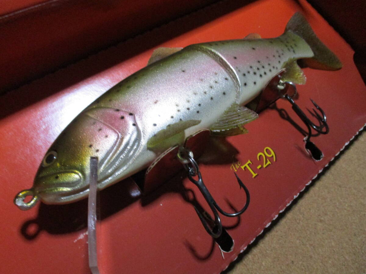 Yahoo!オークション - キャスティーク T29 / ウッドトラウト 9インチ