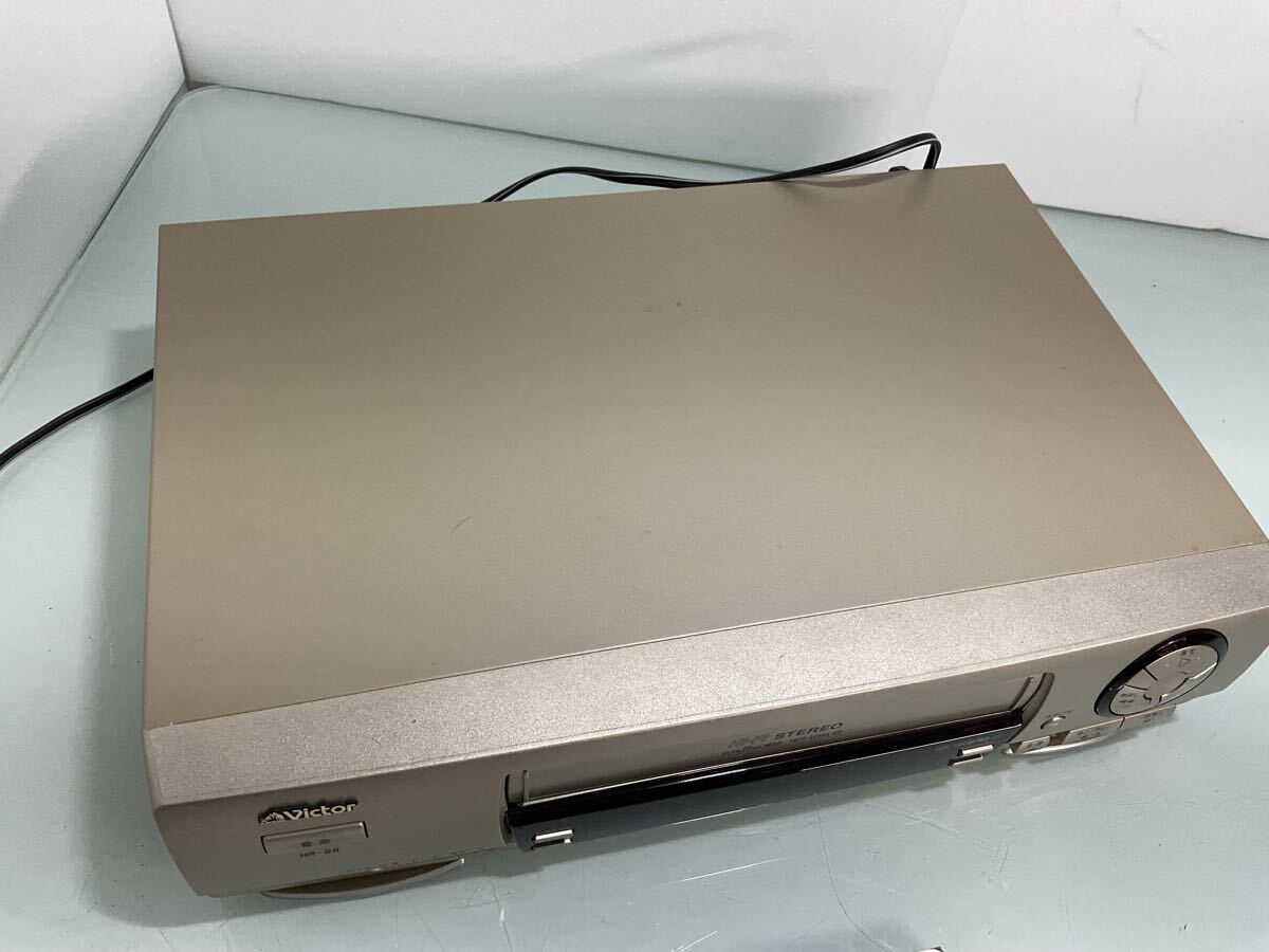 Yahoo!オークション - ビクター ビデオカセットレコーダー HR－B9 リモ...