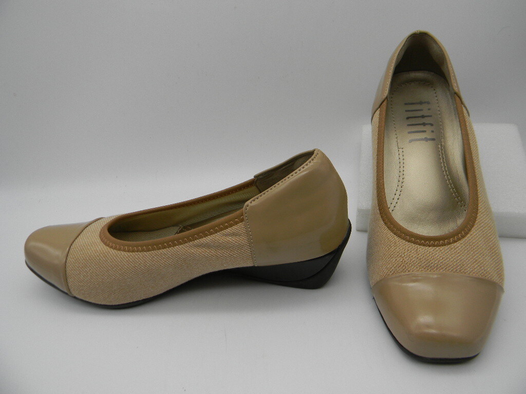 Yahoo!オークション - 【 fitfit 】 パンプス（22．5cm）ベージ...