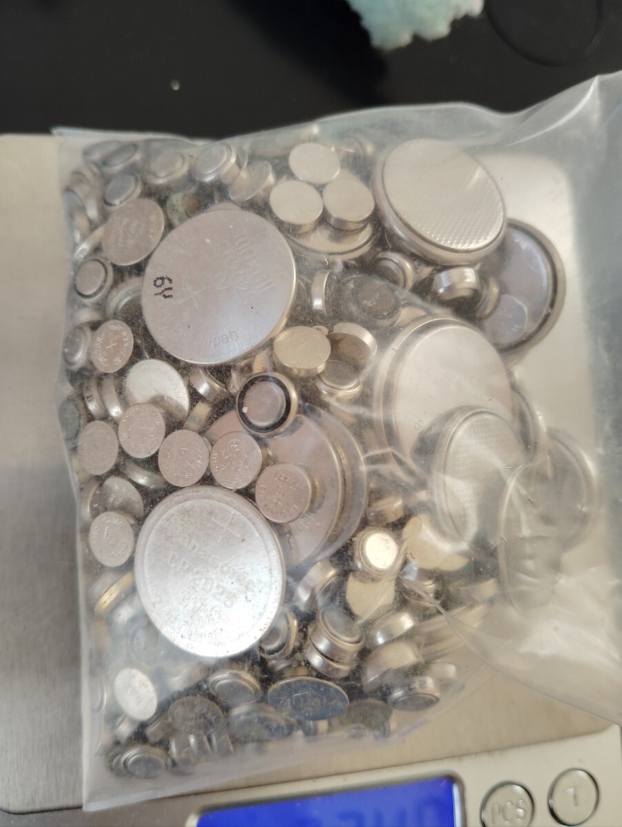 Yahoo!オークション - シルバー約274g 使用済み酸化銀電池まとめ