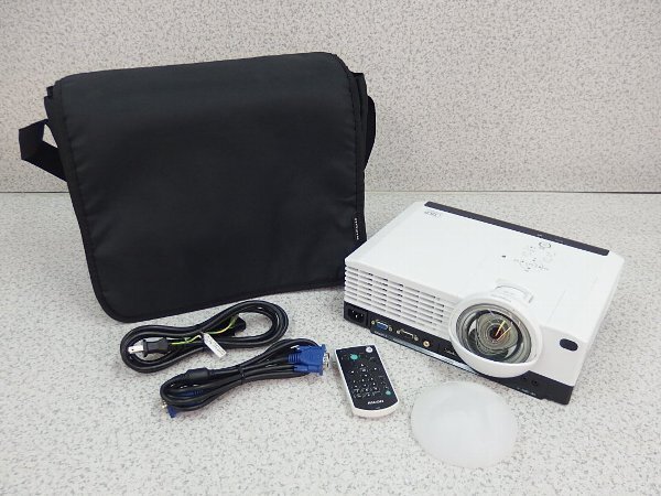 Yahoo!オークション - α【使用僅か18時間 動作良好 】RICOH PJ WX424...
