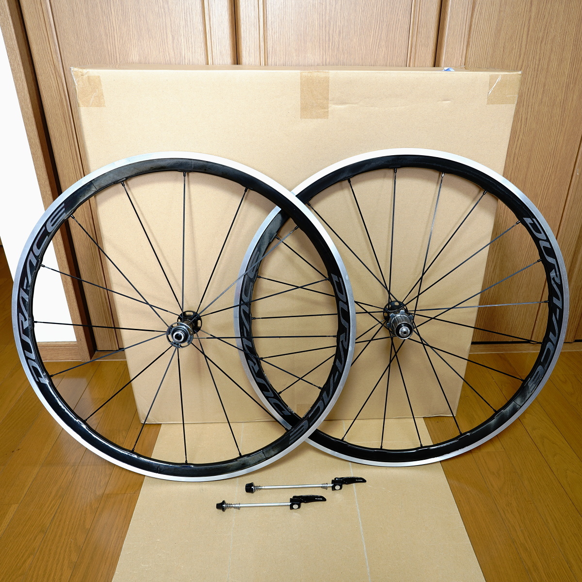 Yahoo!オークション - SHIMANO シマノ DURA-ACE WH-R9100-C40-CL クリ...