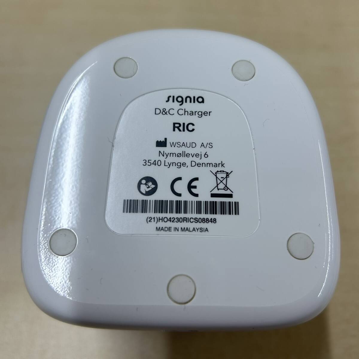 W301-CH15-188 Signia D&C Charger RIC 3540 補聴器 シグニア ドライ＆クリーン充電器 箱 取扱説明書付き 通電確認済み(補聴器)｜売買されたオークション ...