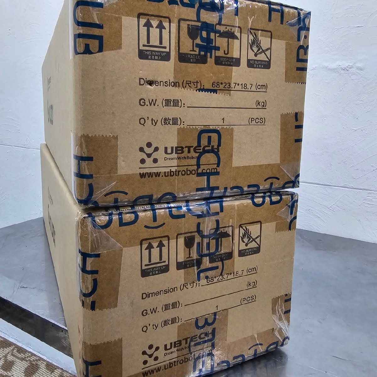 Yahoo!オークション - AIロボット 案内 受付ロボット 「Cruzr クルーザ...