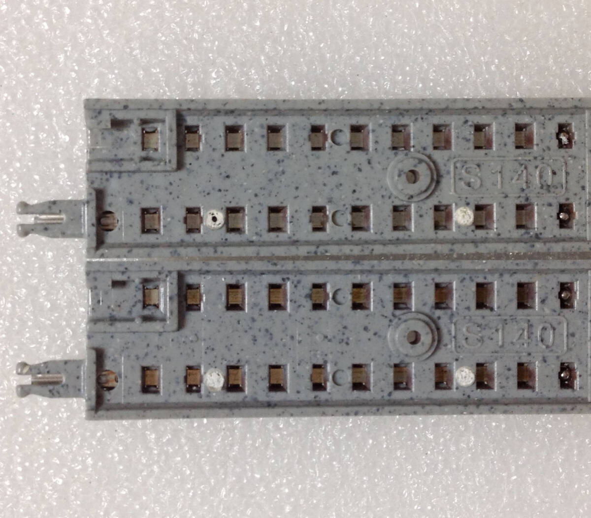 Yahoo!オークション - TOMIX FineTrack 1021 直線線路 S140 2本セット ...