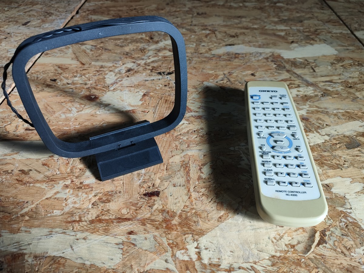 Yahoo!オークション - （UL008） ONKYO CD/MD TUNER AMPLIFER FR-V77 ...