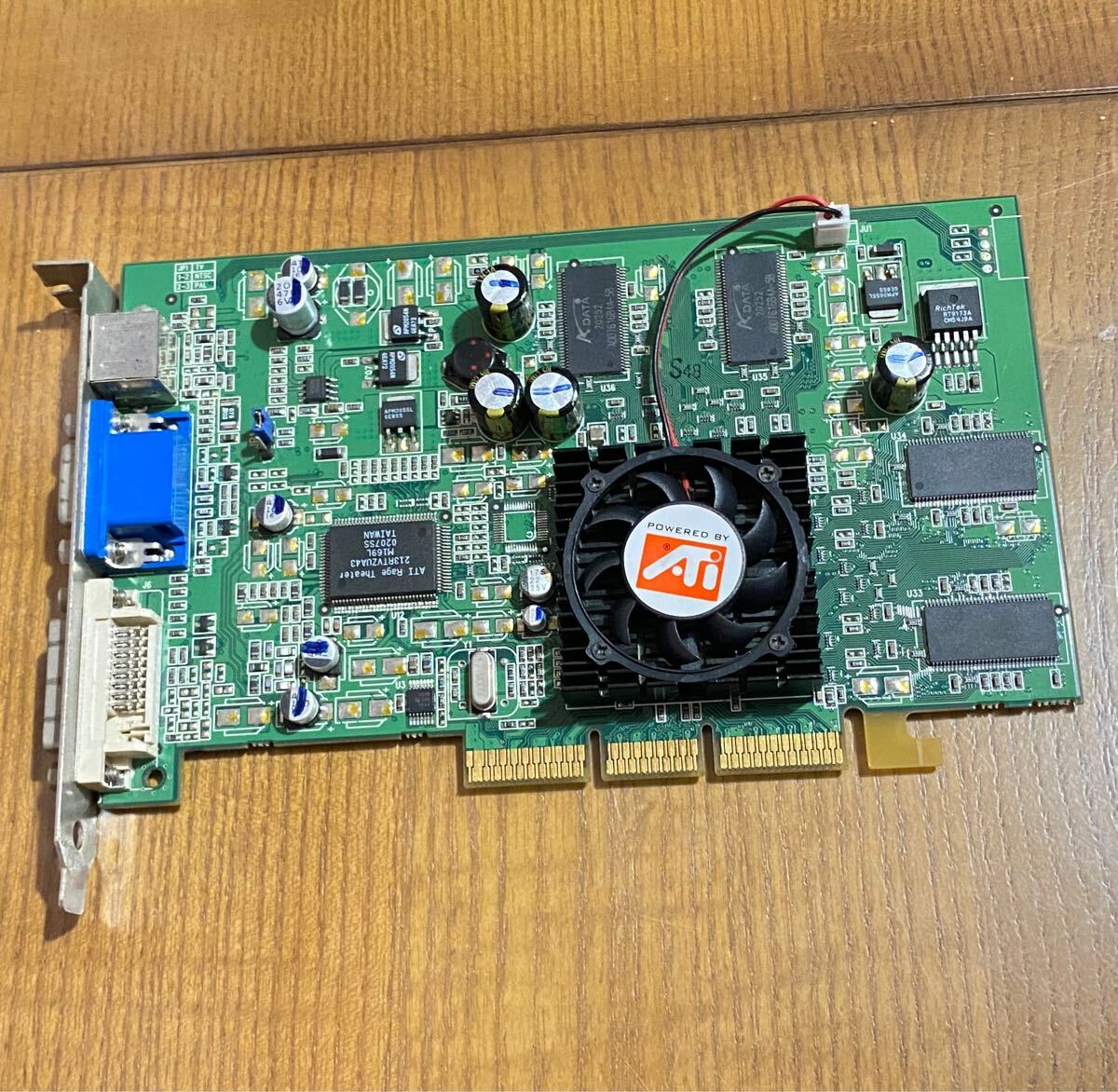 Yahoo!オークション - 中古動作品 ATi Radeon 9100 128MB DDR AGP GPU ...