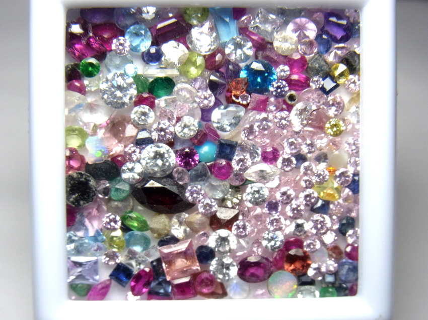 Yahoo!オークション - [cicada]最落無し 1円～合計27．7ct 半貴...