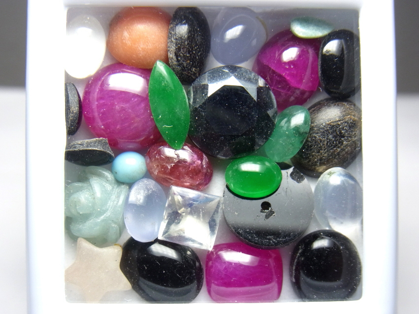 Yahoo!オークション - [cicada]最落無し 1円～合計43．7ct 色石...