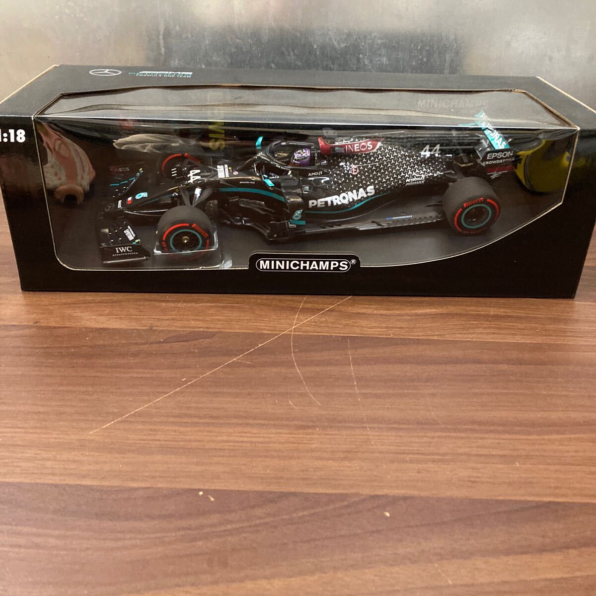 Yahoo!オークション - 未開封 MINICHAMPS 1/18 F1 MERCEDES-AMG PETRO...