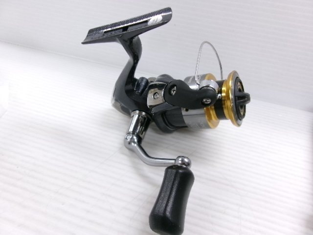 Yahoo!オークション - シマノ スピニング リール セット (4122-758)