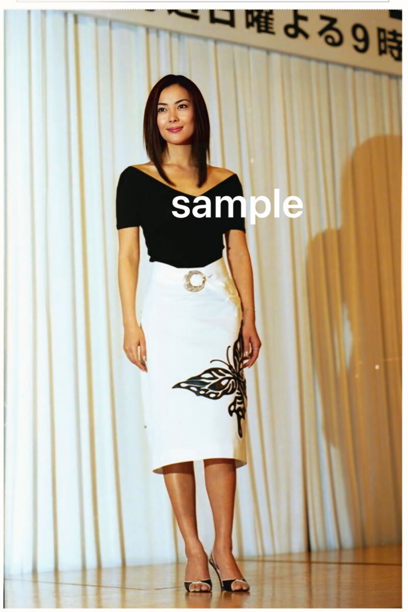 Yahoo!オークション - A4サイズ ラミネート加工 ポスター 防水加工 美...