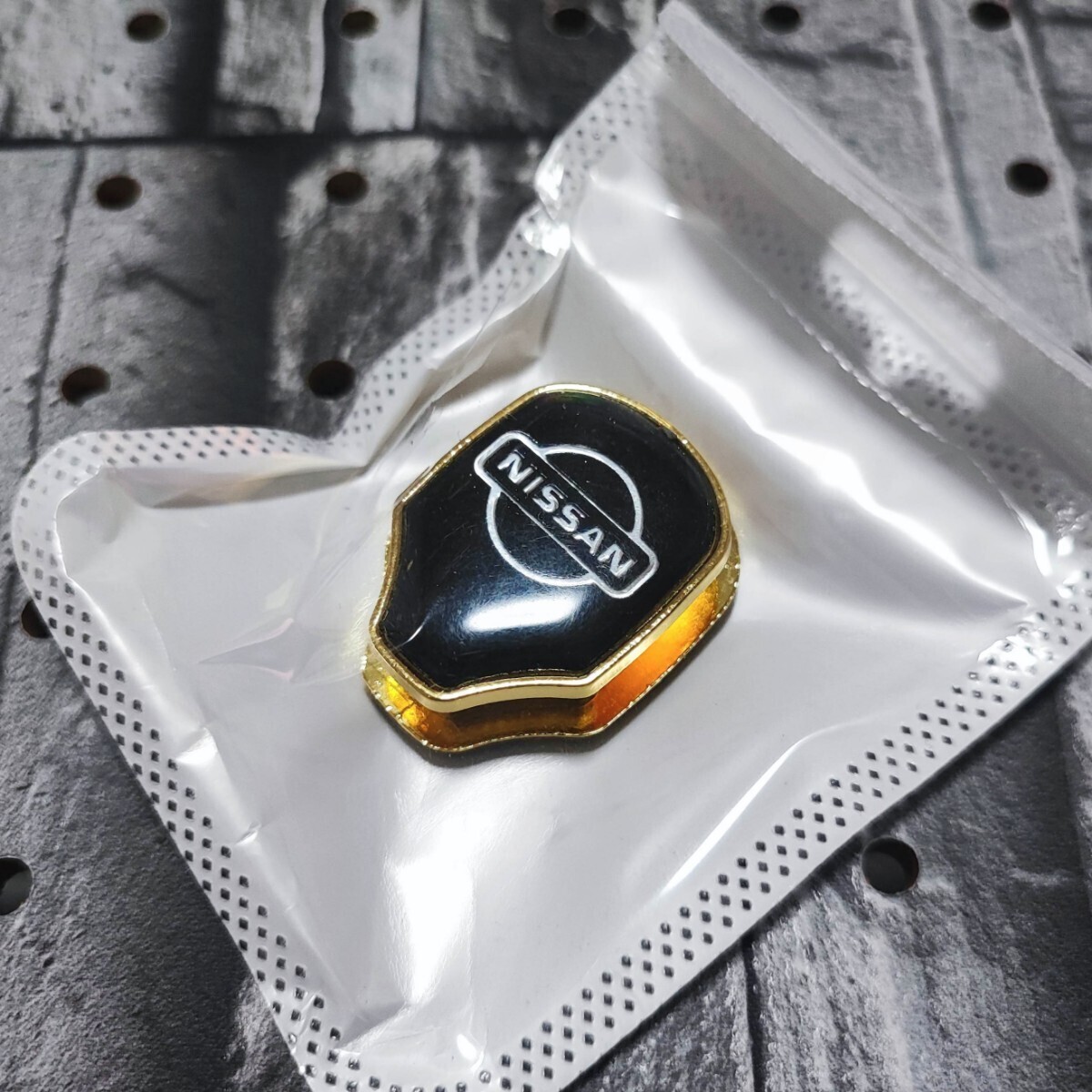 Yahoo!オークション - 日産 メタル アクセサリーフック 1P【ゴールド】...