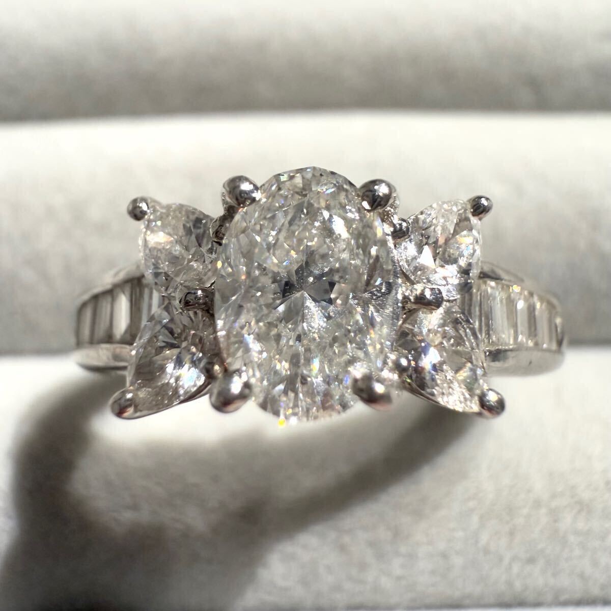 Yahoo!オークション - Pt900 三越 D1.7ct リング ダイヤモンド 大粒 プ...