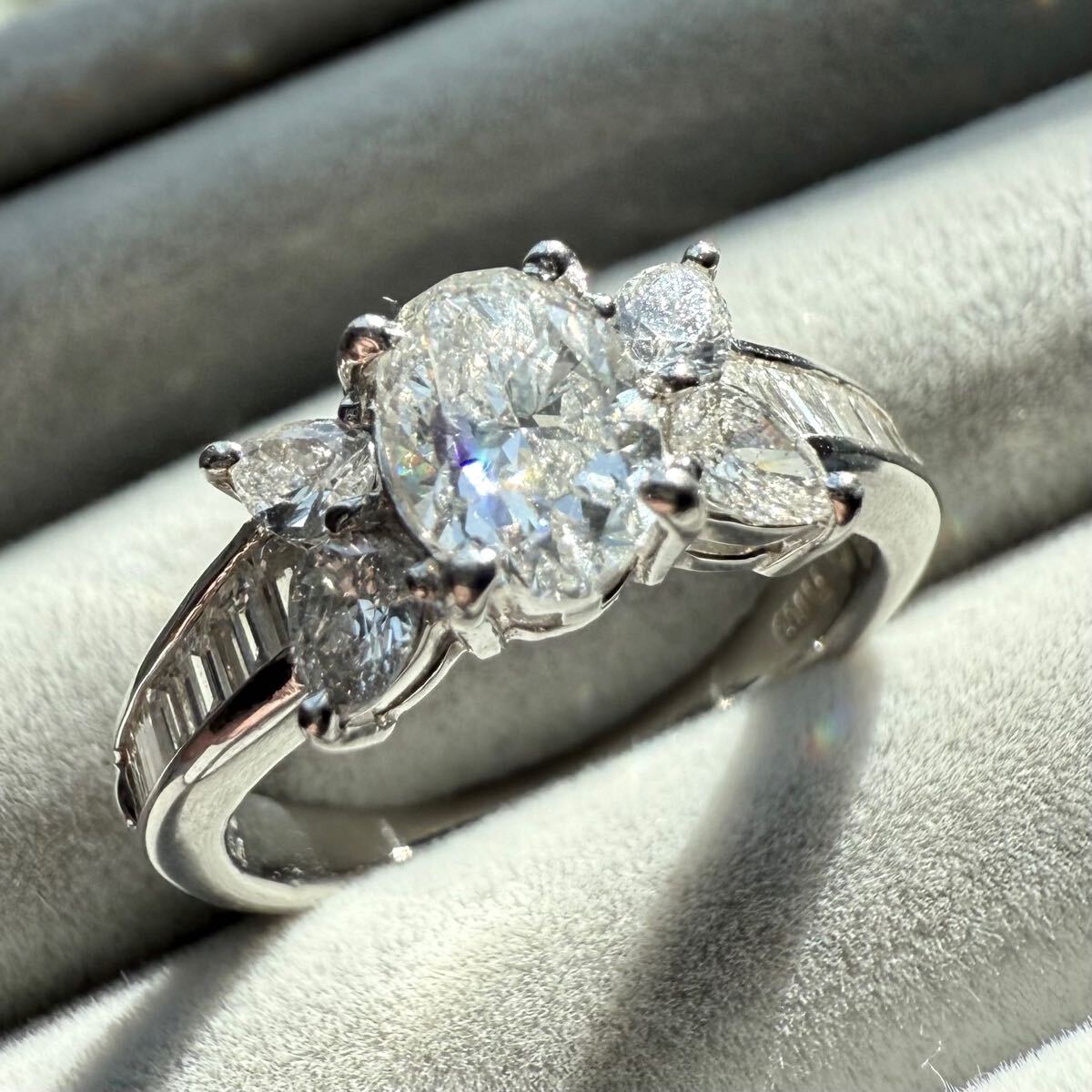 Yahoo!オークション - Pt900 三越 D1.7ct リング ダイヤモンド 大粒 プ...